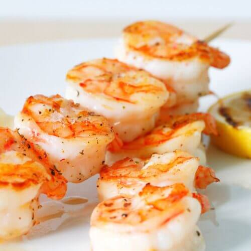Tiger prawns in the airfryer – crispy with coarse salt and roasted lemons
